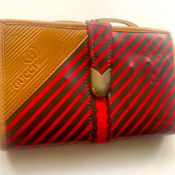 Gucci | Bags | Vintage Gucci Wallet Rare Find 98s Collectible | Poshmark
